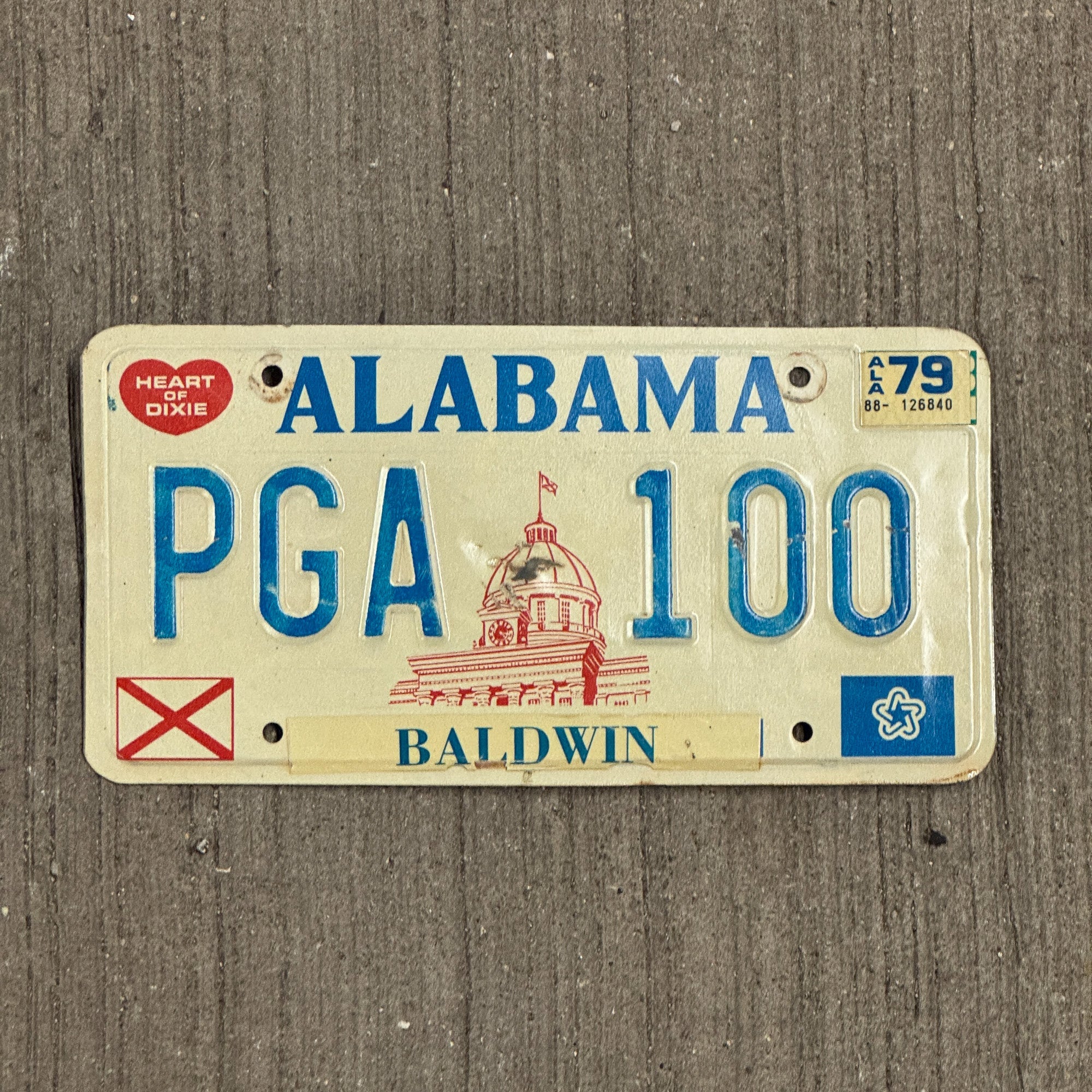 1976 Alabama License Plate Auto Tag Golf Golfing PGA 100 – License Plate Collecting.com